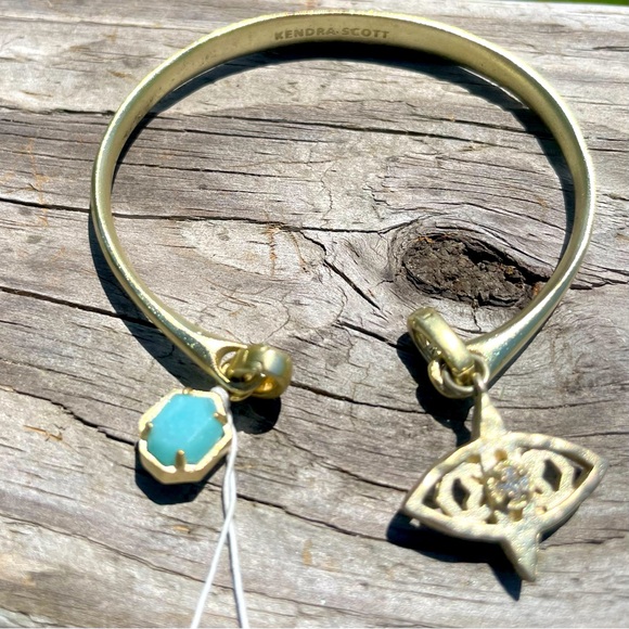 Kendra Scott | Jewelry | Vintage Kendra Scott Rare Good Fortune Charm ...